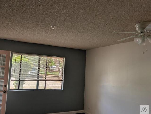 1 BR, 1 BA Apartment 22816 Market St, Unit 109, Santa Clarita, CA 91321