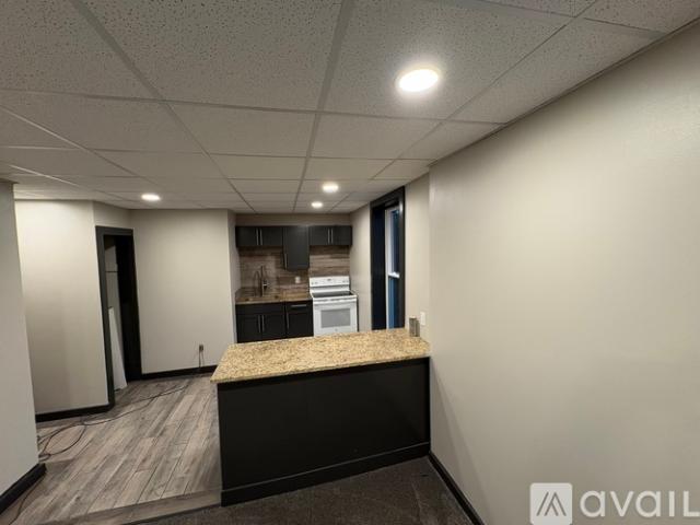 1 BR, 1 BA Apartment 229 2nd St NW, Unit B, Barberton, OH 44203