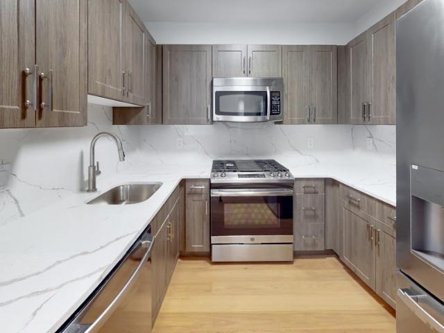1 BR, 1 BA Apartment 22 N Front St Unit 3A, Philadelphia, PA 19106