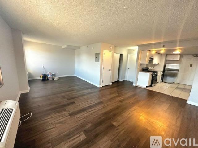 1 BR, 1 BA Apartment 22 W 25th St, Unit 1L, Bayonne, NJ 07002