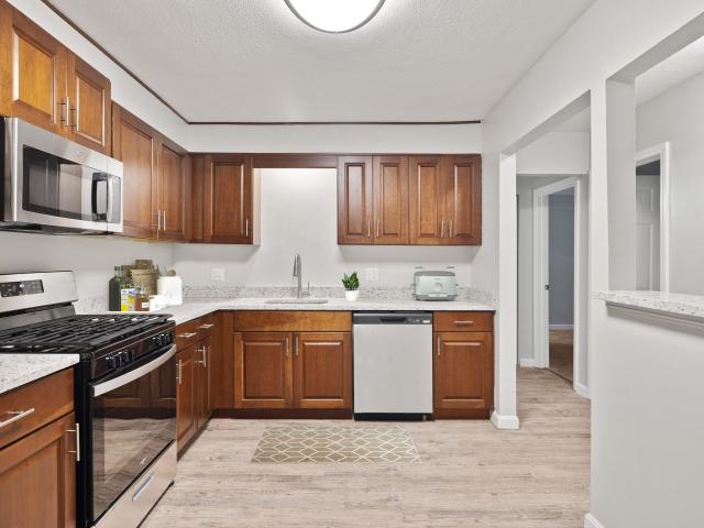 1 BR, 1 BA Apartment 22A Country Club Drive Unit 024 01, Manchester, NH 03102