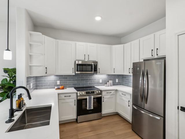 1 BR, 1 BA Apartment 2300 Richmond Ave Unit 330, Houston, TX 77098
