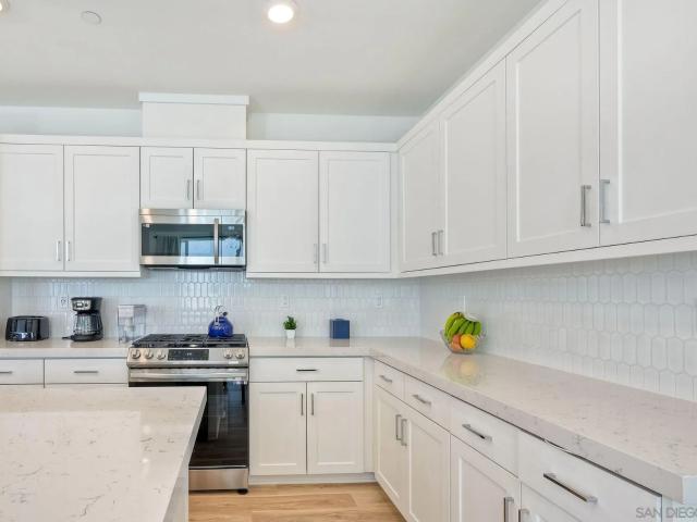 1 BR, 1 BA Apartment 2301 Acara Circle, San Diego, CA 92154
