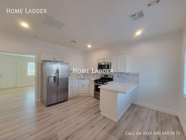 1 BR, 1 BA Apartment 2301 N 27th St, Phoenix, AZ 85008