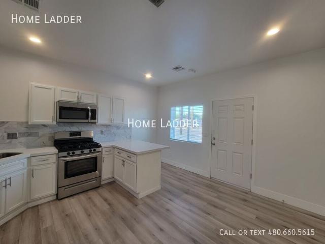1 BR, 1 BA Apartment 2301 N 27th St, Phoenix, AZ 85008