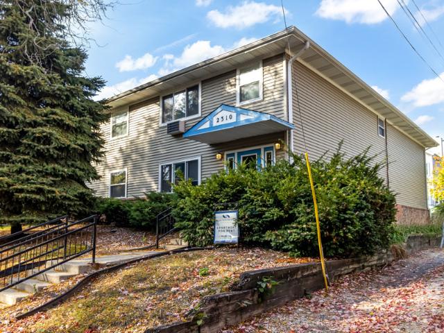 1 BR, 1 BA Apartment 2310 E Webster Pl, Milwaukee, WI 53211