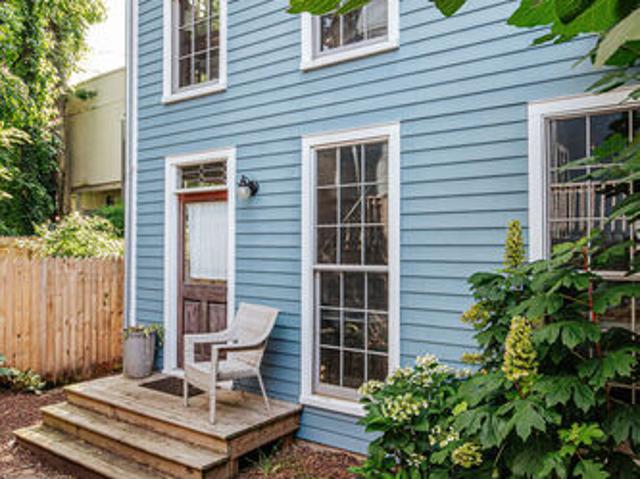 1 BR, 1 BA Apartment 231 4th St SW, Unit Carriage House, Charlottesville, VA 22903
