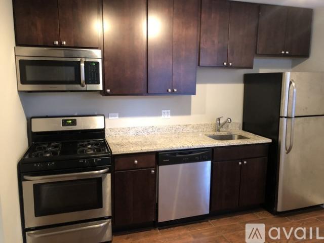 1 BR, 1 BA Apartment 2323 W Arthur Ave, Unit Gdn, Chicago, IL 60645