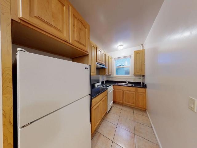 1 BR, 1 BA Apartment 2333 Channing Way Unit 23, Berkeley, CA 94704