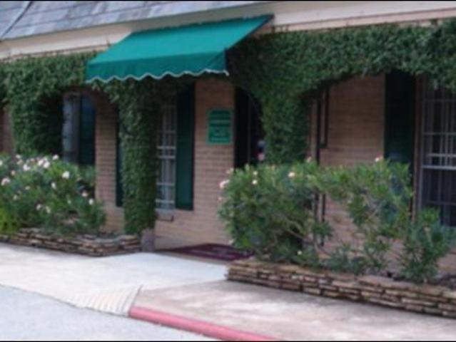 1 BR, 1 BA Apartment 2338 W 18th St Unit 204, Houston, TX 77008