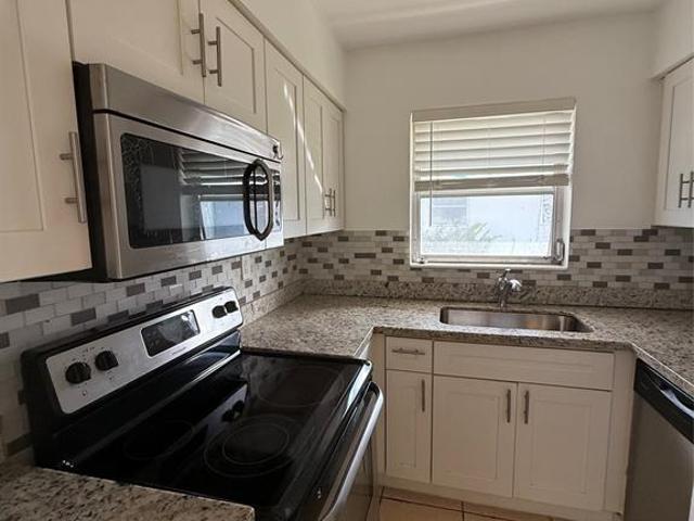 1 BR, 1 BA Apartment 237 Southeast Park Street, Dania Beach, FL 33004
