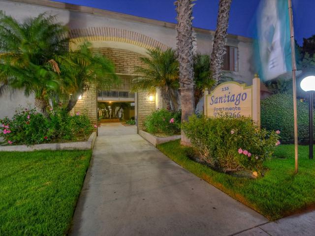 1 BR, 1 BA Apartment 235 W Lincoln Ave Unit 048, Orange, CA 92865