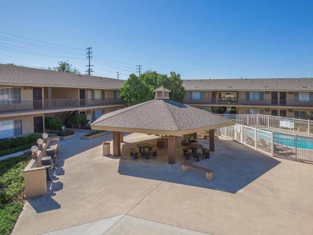 1 BR, 1 BA Apartment 2375 W Crescent Ave Unit 33, Anaheim, CA 92801