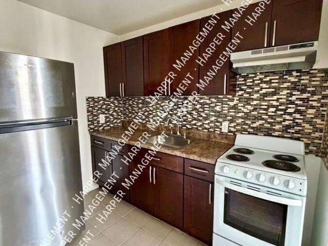 1 BR, 1 BA Apartment 239 Slater St Paterson, NJ 07501
