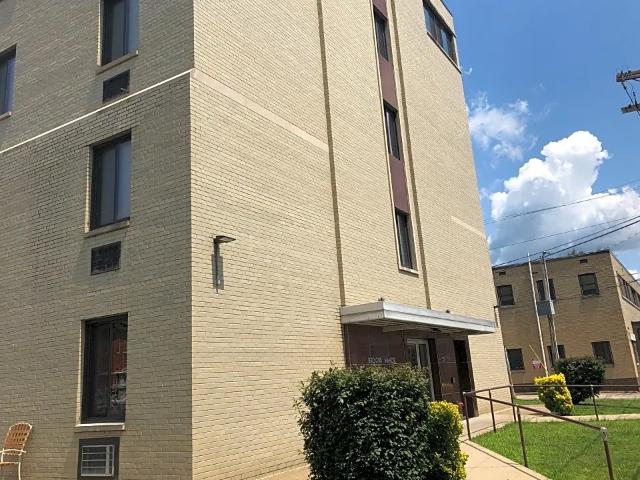 1 BR, 1 BA Apartment 23 Brooks St, Charleston, WV 25301