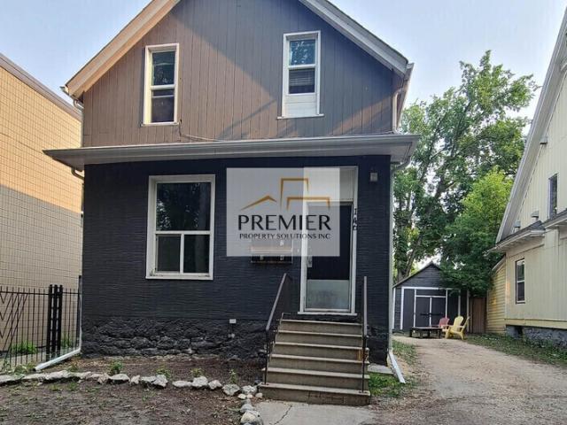 1 BR, 1 BA Apartment 2 146 River Ave, Winnipeg, MB R3L 0A7