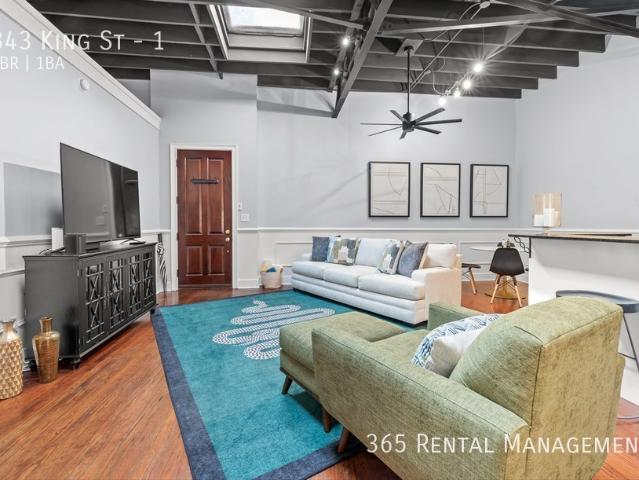 1 BR, 1 BA Apartment 343 King St, Charleston, SC 29401