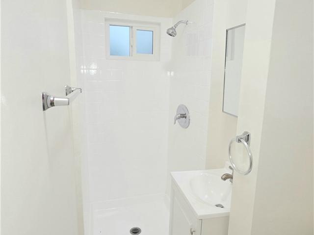 1 BR, 1 BA Apartment 3408 Sunset Boulevard, Silver Lake, CA 90026