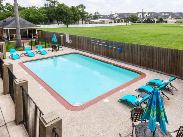 1 BR, 1 BA Apartment 3410 E. Nasa Parkway Unit 105, Seabrook, TX 77586