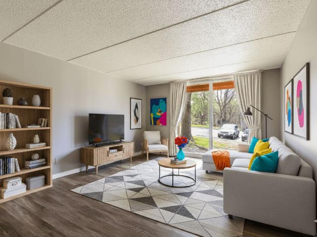 1 BR, 1 BA Apartment 3420 Joann Lane Unit 8321 J, Woodridge, IL 60517