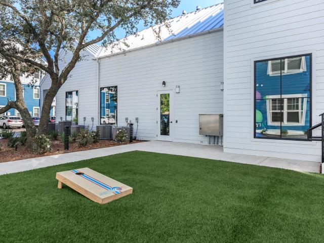 1 BR, 1 BA Apartment 347 Arboretum Drive Unit 303 107, Wilmington, NC 28405