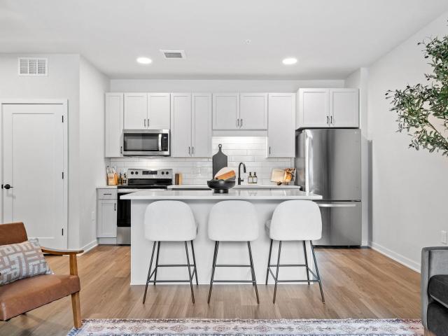 1 BR, 1 BA Apartment 3440 Beltline Blvd Unit 206, Minneapolis, MN 55416