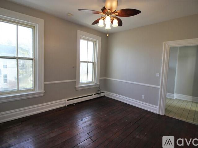 1 BR, 1 BA Apartment 344 Hodgson Street, Unit 4, Oxford, PA 19363