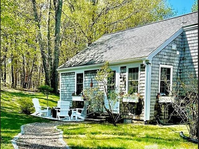 1 BR, 1 BA Apartment 34 High Street, Unit 1, Kennebunk, ME 04043
