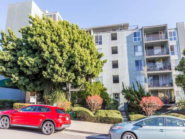 1 BR, 1 BA Apartment 350 Vernon Street Unit 403, Oakland, CA 94610