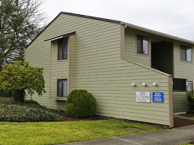 1 BR, 1 BA Apartment 3511 Almira Drive, Bremerton, WA 98310