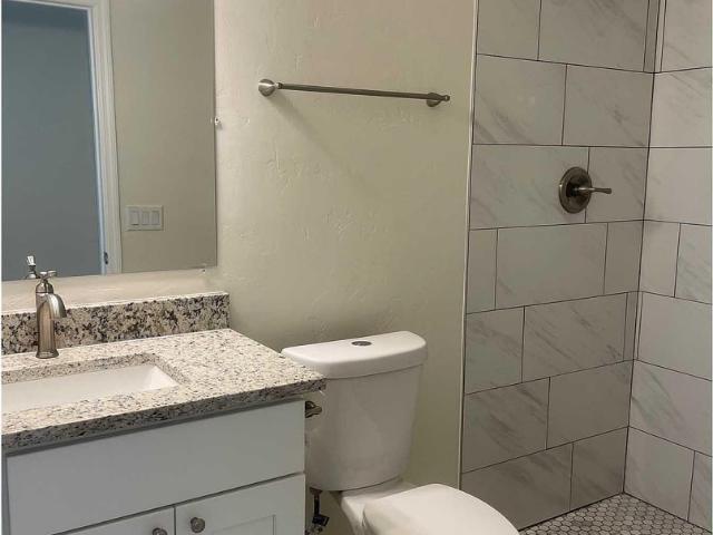 1 BR, 1 BA Apartment 3532 3540 North Country Club Road Unit 2102, Tucson, AZ 85716