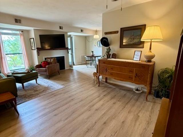 1 BR, 1 BA Apartment 3551 Timberline Trail, Cave Spring, VA 24018