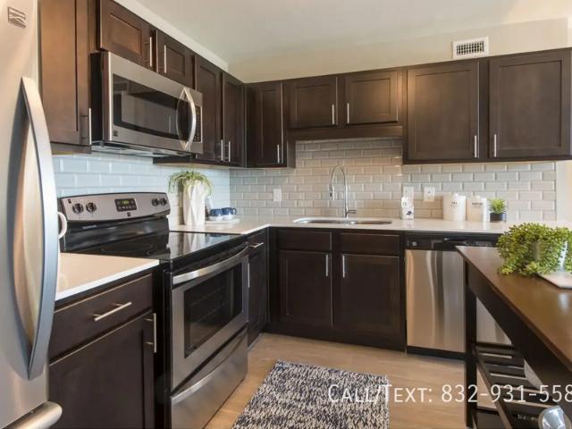 1 BR, 1 BA Apartment 3567 Kirby Dr, Houston, TX 77098