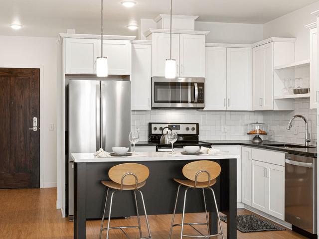 1 BR, 1 BA Apartment 35 Syndicate Street South Unit 102, Saint Paul, MN 55105