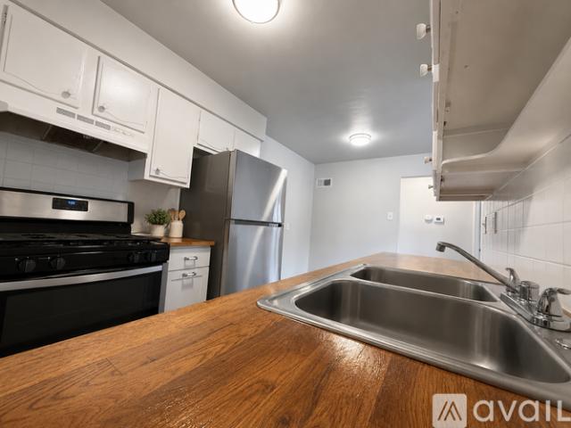1 BR, 1 BA Apartment 3601 Hallmark Ln, Unit D, St. Louis, MO 63125