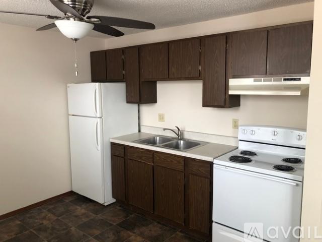 1 BR, 1 BA Apartment 3601 South West Avenue, Unit 3, Sioux Falls, SD 57105