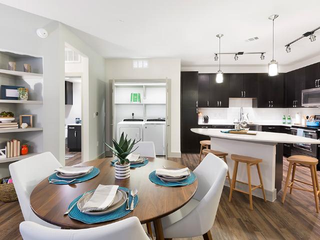 1 BR, 1 BA Apartment 3607 S Lamar Blvd Unit 1 1429, Austin, TX 78704