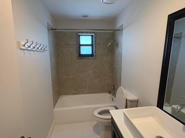 1 BR, 1 BA Apartment 360 Wilma Circle, Riviera Beach, FL 33404