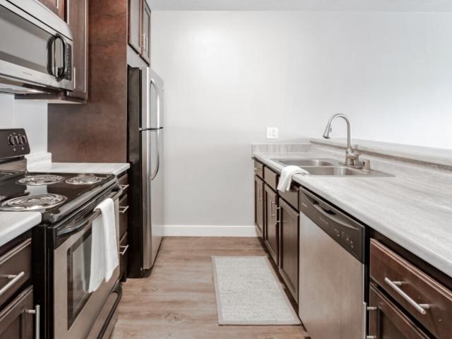 1 BR, 1 BA Apartment 360 Lexington Parkway South Unit 115, Saint Paul, MN 55105