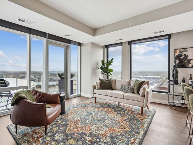 1 BR, 1 BA Apartment 360 N. 5th St. Unit 210, Minneapolis, MN 55401