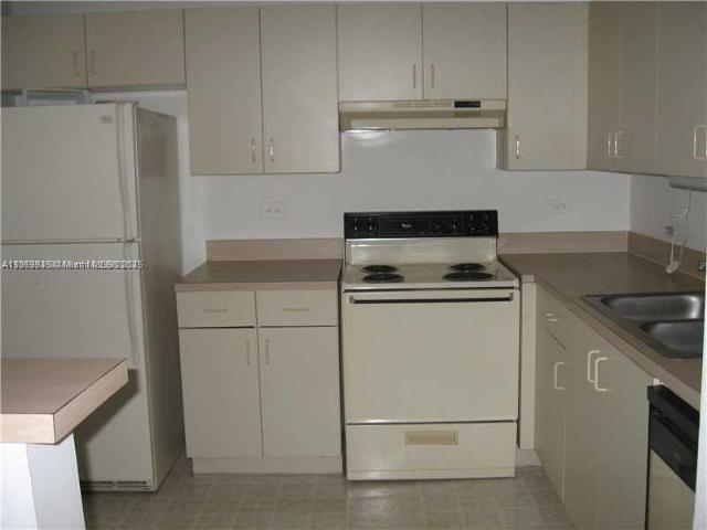 1 BR, 1 BA Apartment 3610 North 56th Avenue, Hollywood, FL 33021