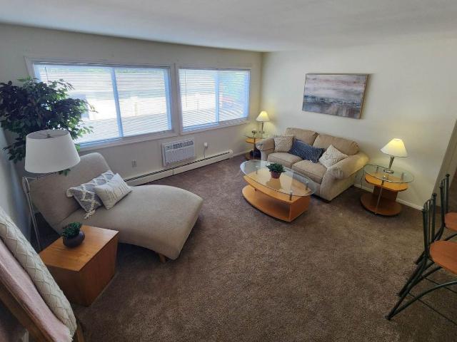 1 BR, 1 BA Apartment 3632 Pine Ridge Court Unit 27206, Moline, IL 61265