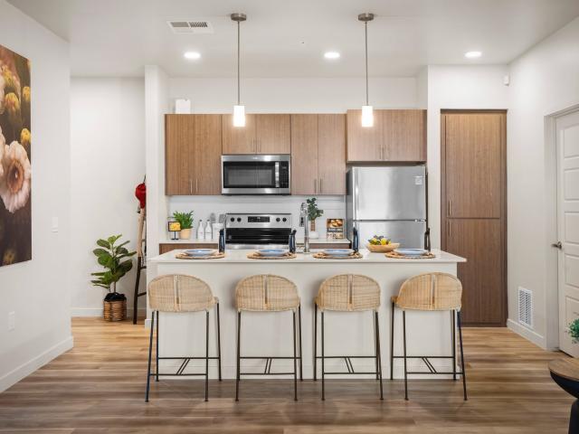 1 BR, 1 BA Apartment 3646 South 79th Street Unit 1032, Mesa, AZ 85212