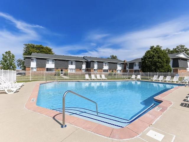 1 BR, 1 BA Apartment 365 East Edmund Ave. Unit 31356 D, Madison Heights, MI 48071