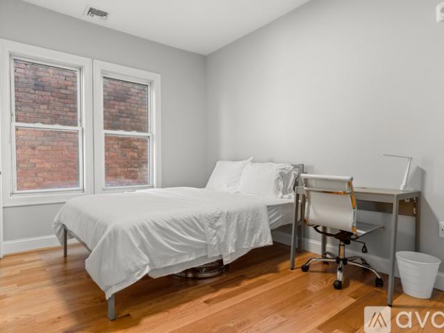 1 BR, 1 BA Apartment 36 Emerson Street, Unit 3, Boston, MA 02127