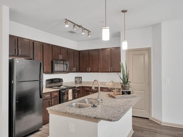 1 BR, 1 BA Apartment 3700 W Tecumseh Road Unit 1 1117, Norman, OK 73072