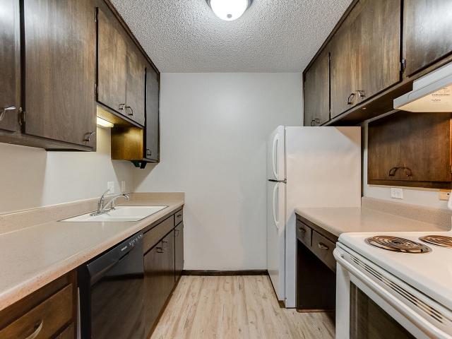 1 BR, 1 BA Apartment 3713, 3720, 3721, 3727, 3728, & 3800 Foss Rd Unit 16, Minneapolis, MN 55421