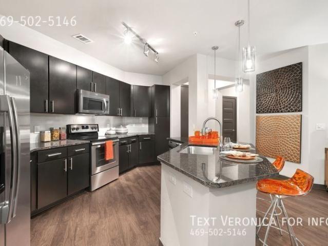 1 BR, 1 BA Apartment 3715 S 1st St, Austin, TX 78704