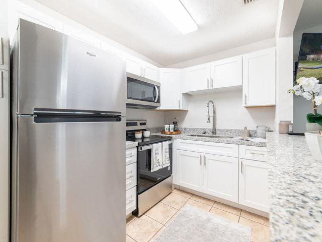 1 BR, 1 BA Apartment 3751 Southwest 20th Avenue Unit Unit 18, Gainesville, FL 32607