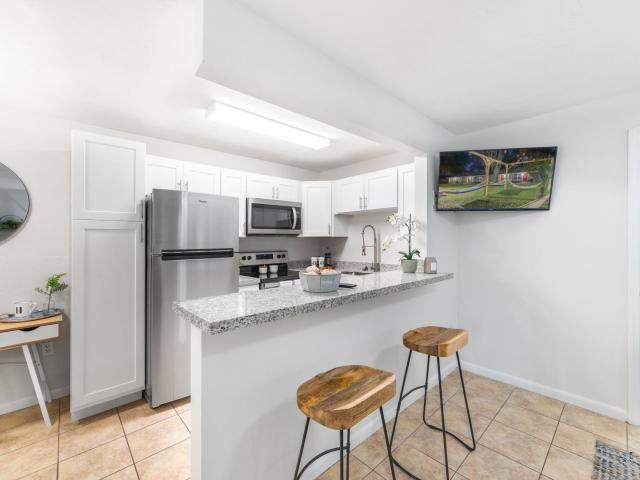 1 BR, 1 BA Apartment 3751 SW 20th Avenue Unit Unit 18, Gainesville, FL 32608